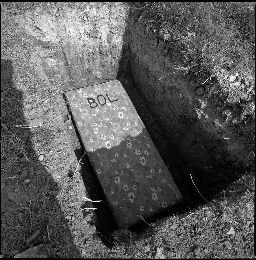 PAIN | Mladen Stilinović